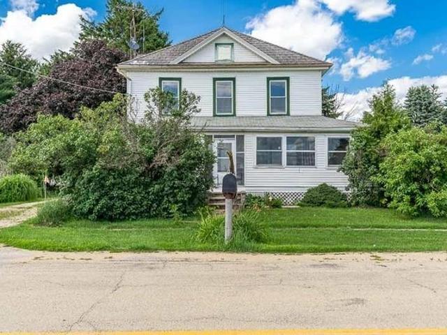 12236 W Haldane Rd, Forreston, IL 61030
