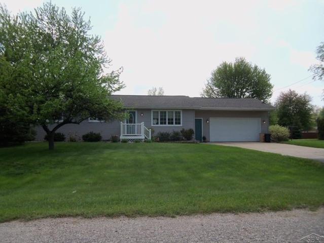 12239 Autumn Ln, Freeland, MI 48623
