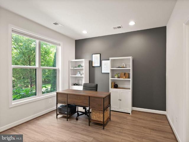 12239 Sessile Commons