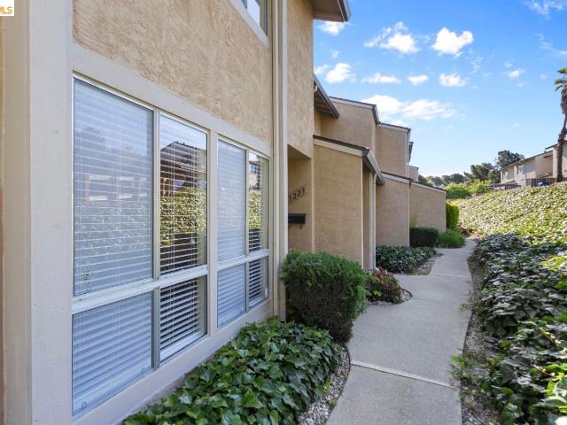 1223 Marionola Way