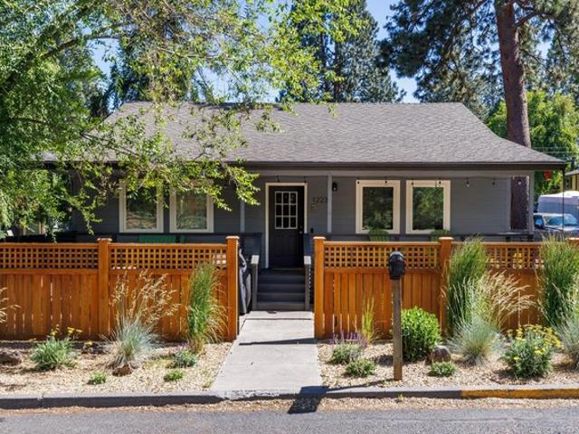 1223 NW Fresno Ave, Bend, OR 97703
