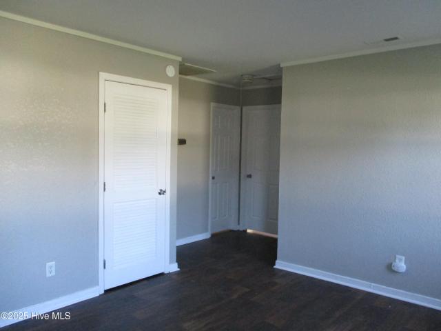 1223 Davis Street