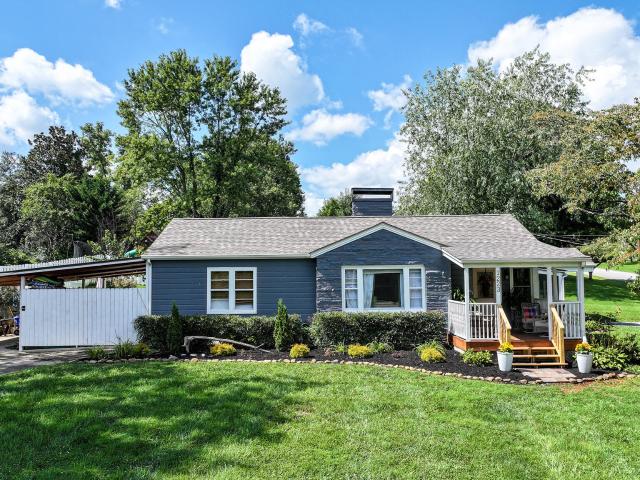 1223 Eastview Lane