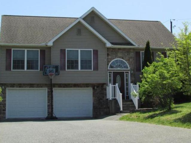 1223 Geronimo Dr, Auburn, PA 17922