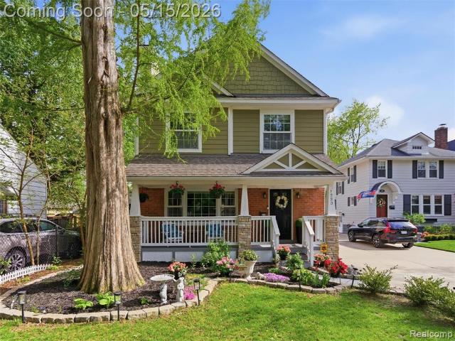 1223 Greenleaf Drive