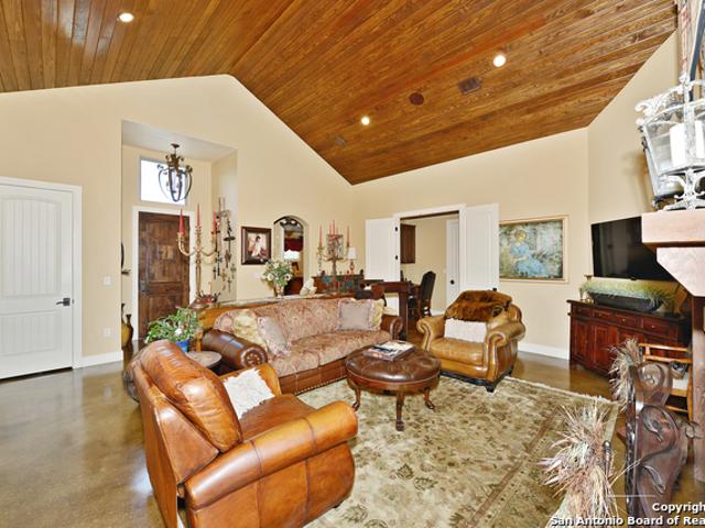 1223 Gruene Valley Cir
