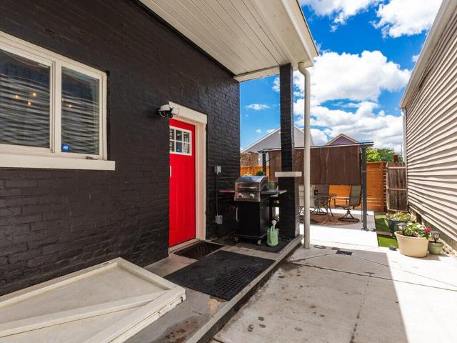 1223 Holman Street