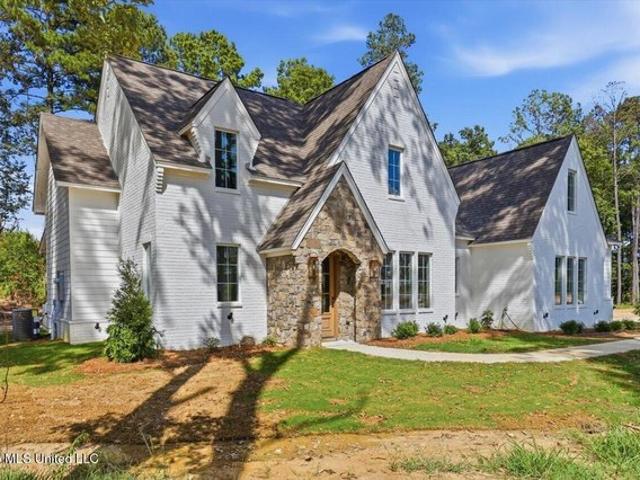 1223 Patriotic Cir, Brandon, MS 39047