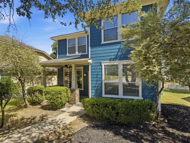 1223 Peyton Pl