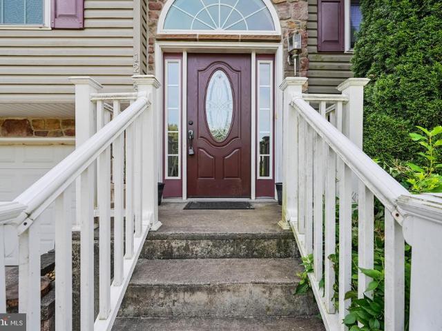 1223 Running Deer Drive