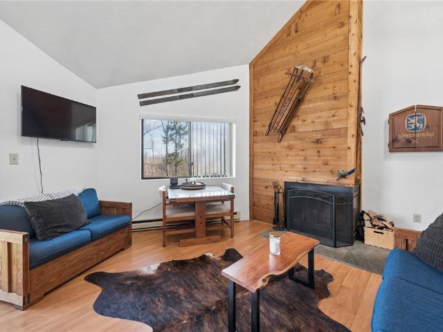 1223 Veech Lane