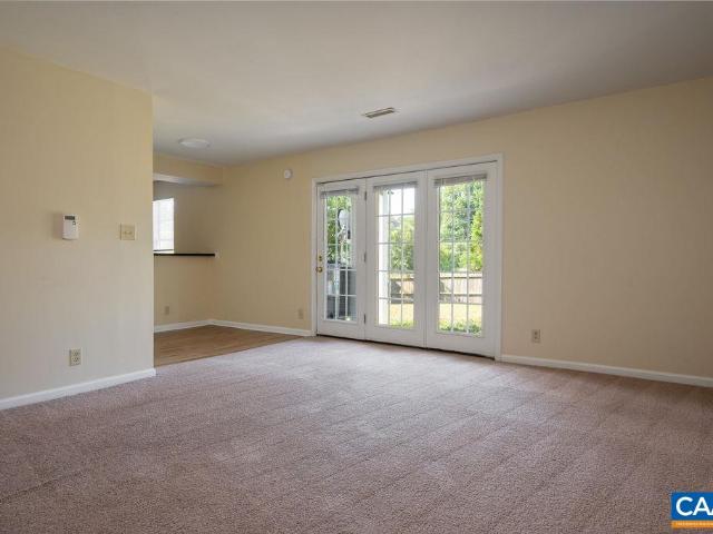 1223 villa ln a