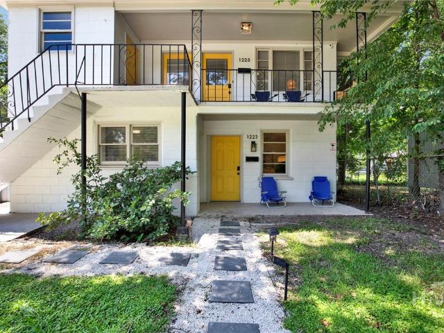 1223 & 1225 E 70th Street