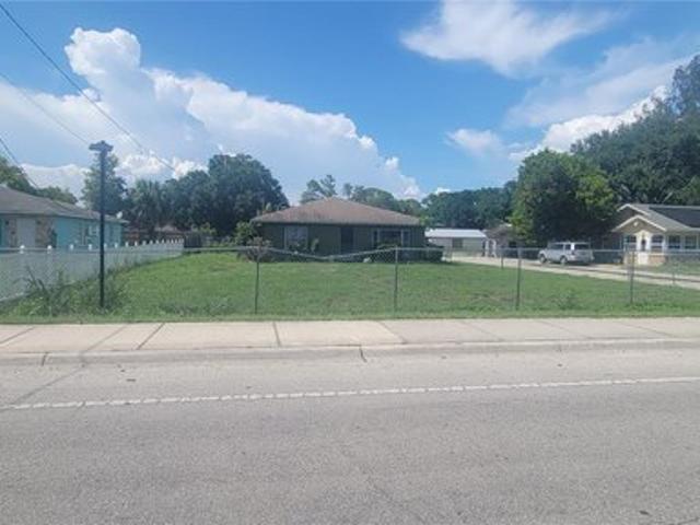 1223 57th Ave E, Bradenton, FL 34203