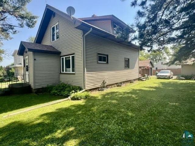 122 12th St, Cloquet, MN 55720