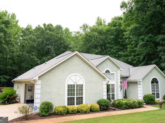 122 Colonial Court