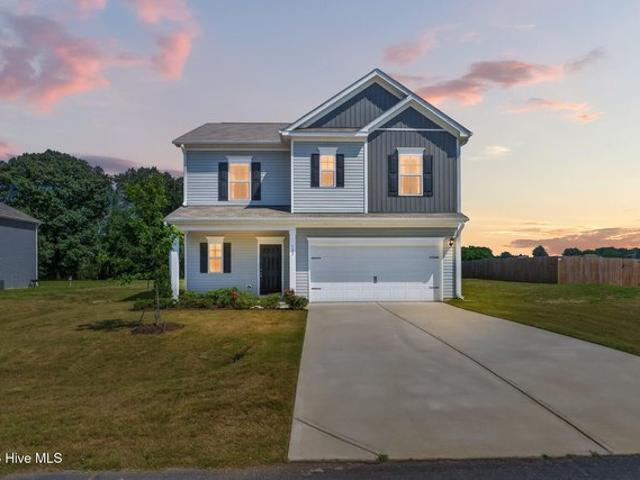 122 Continental Ln, Smithfield, NC 27577