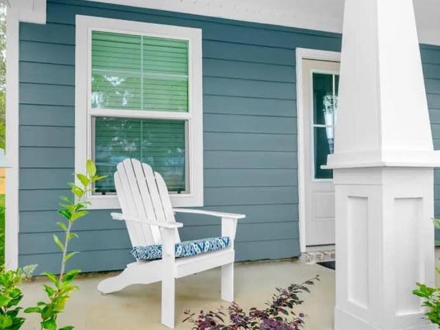 122 Coral Breeze