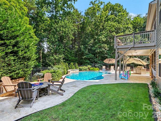 122 Campanile Drive
