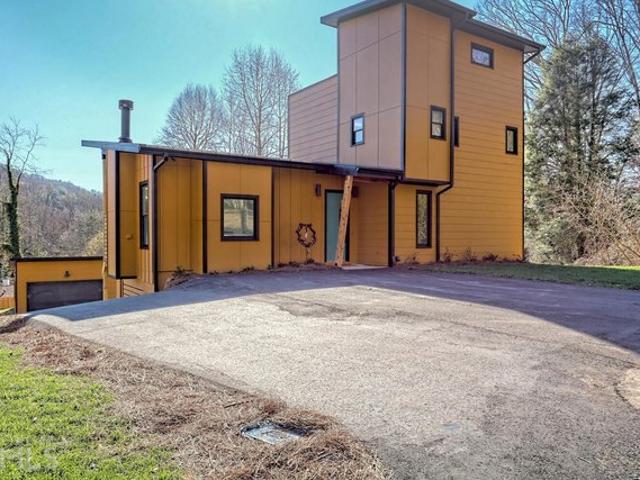 122 Cannon St, Clayton, GA 30525