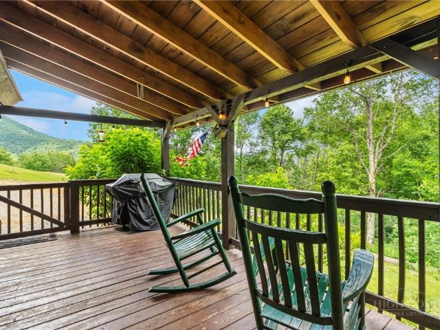122 Cedar Cove Lane