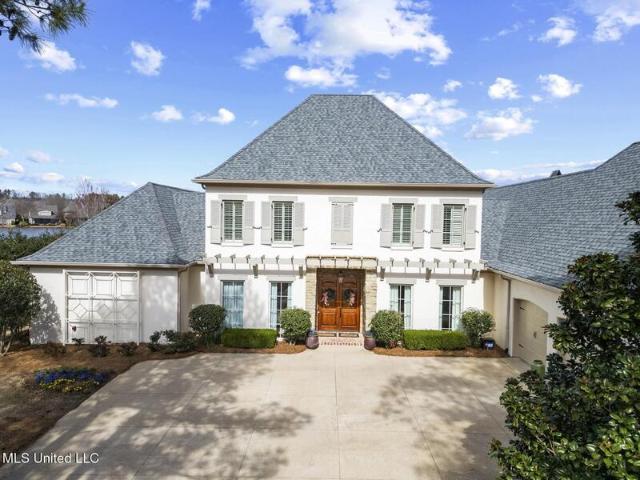 122 Chadwyck Place, Madison, MS 39110