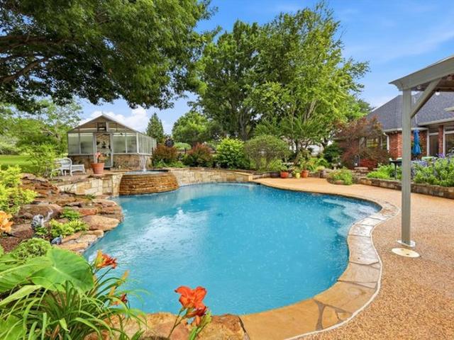 122 Chapel Hill Dr, Double Oak, TX 75077