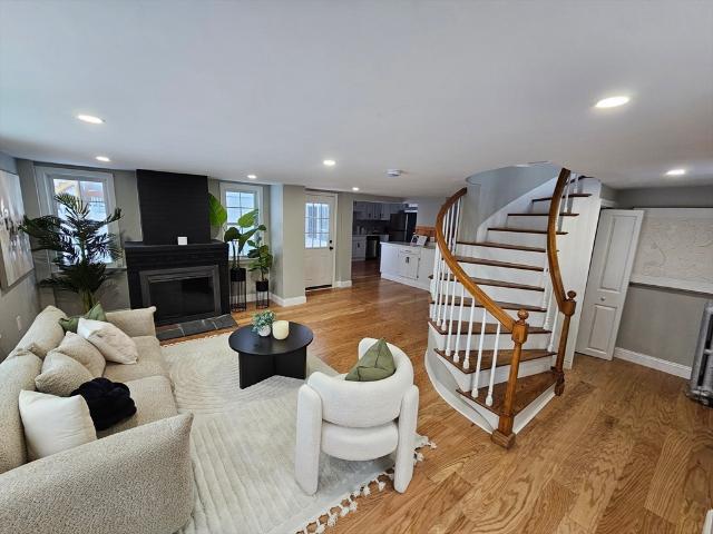 122 Chapin Rd, Hudson, MA 01749 | MLS #73508 | Compass