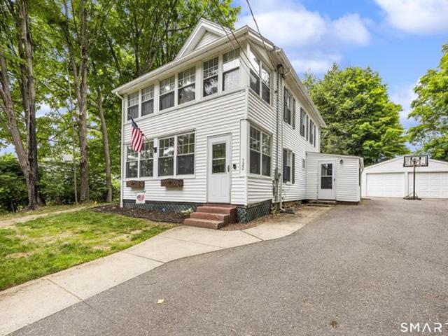 122 Chestnut Grove Rd, Watertown, CT 06795