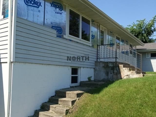122 City Park Rd Lower, 3 beds, 1 full bath