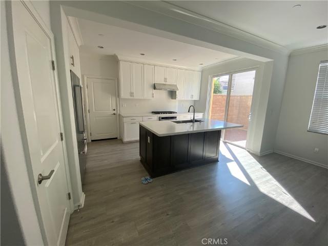 122 Crescent Moon