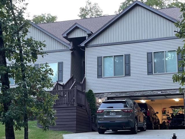 122 Crest Drive