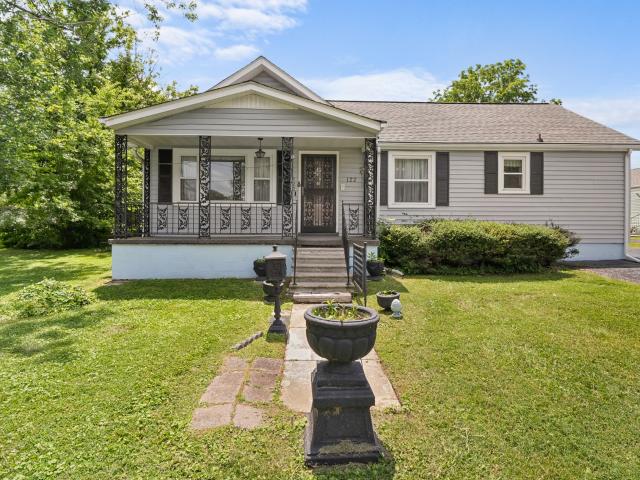 122 Anderson Dr