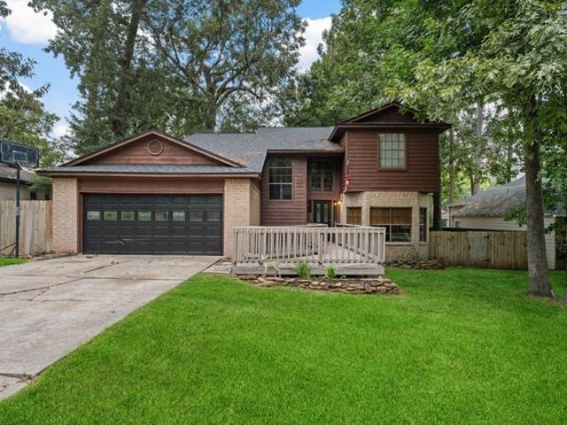 122 April Wind Dr E, Conroe, TX 77356