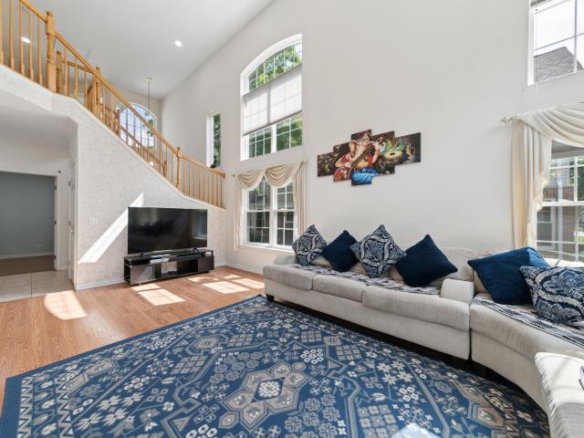 122 BAY Drive