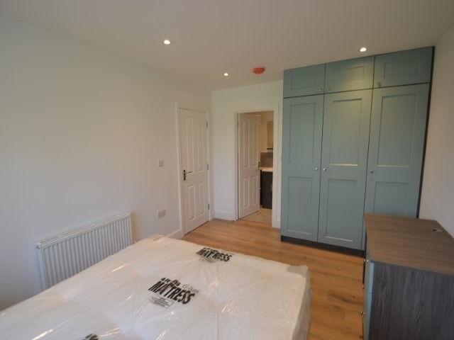 122 Balaam Street, London E13, Room to rent, £1,000 pcm | PrimeLocation