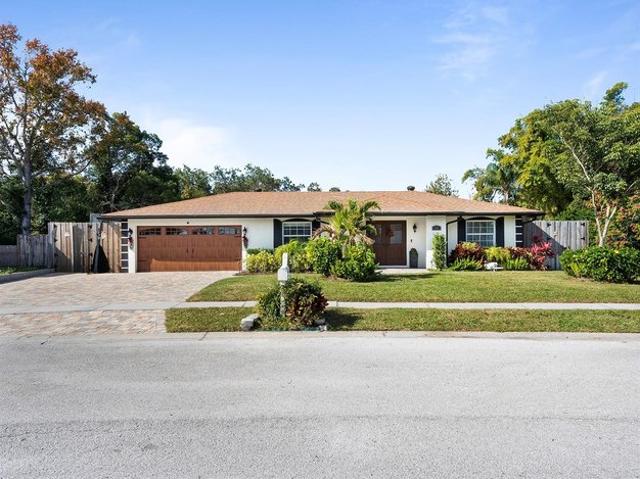122 Bearss Cir, Longwood, FL 32750