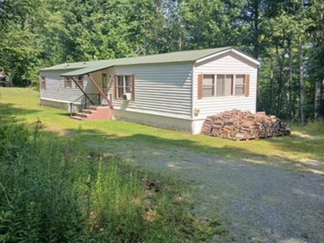 122 Bennett Hill Rd, New Portland, ME 04961