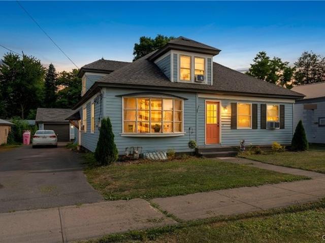 122 Genesee St, Canastota, NY 13032
