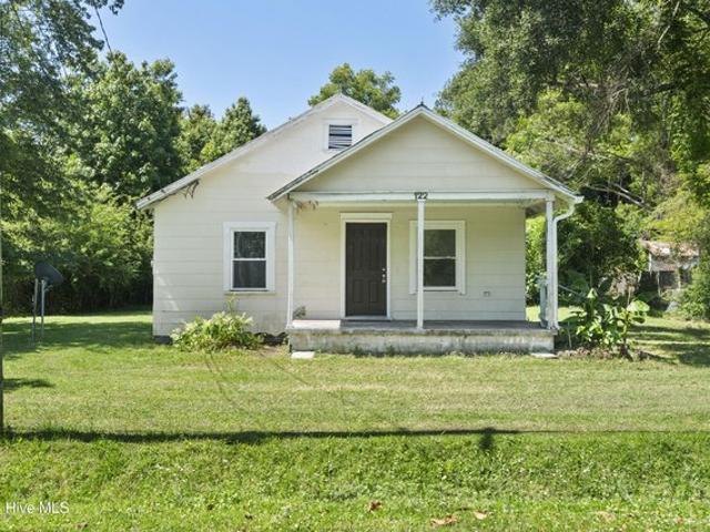 122 Glendale Dr, Wilmington, NC 28401