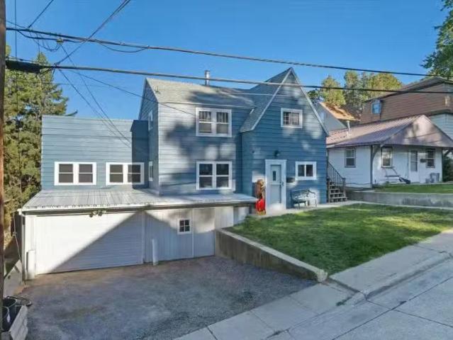 122 GRAND AVE, LEAD, SD 57754 Single Family Residence For Sale.