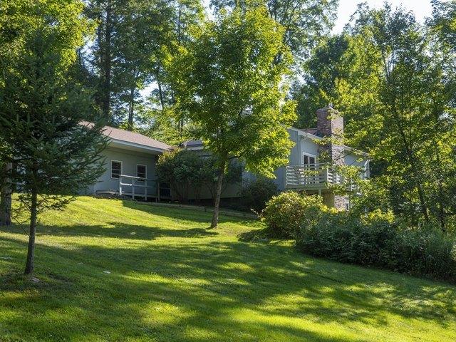 122 Greatwood Dr, Plainfield, VT 05667