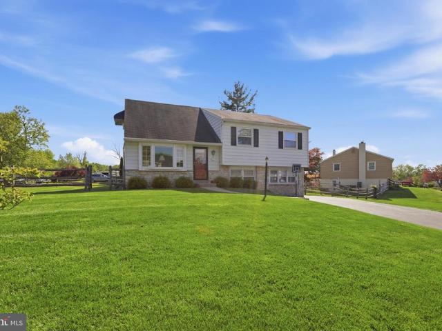 122 Dolly Lane