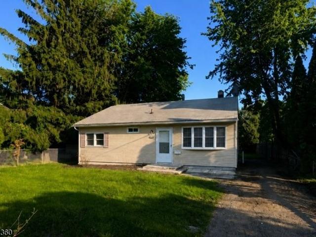 122 Dawes Hwy, Pompton Lakes, NJ 07442