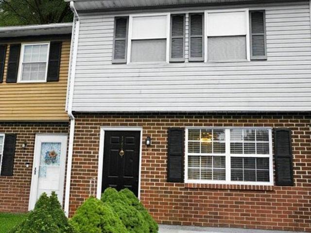 122 Danford Dr, Elkton, MD 21921