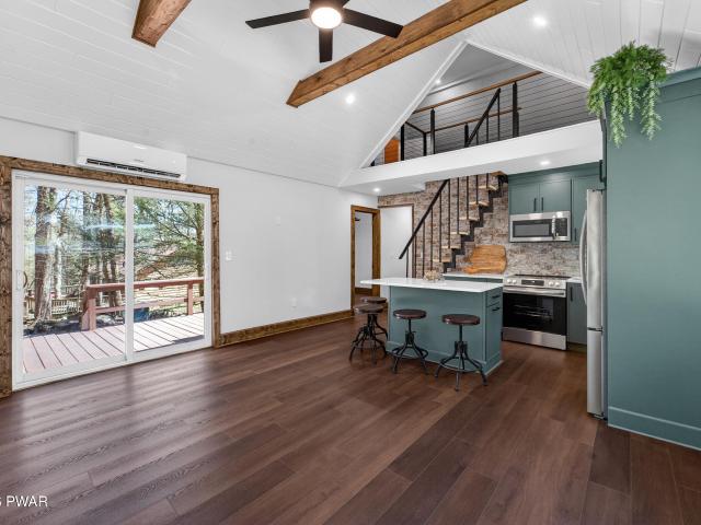 122 Deerfoot Road