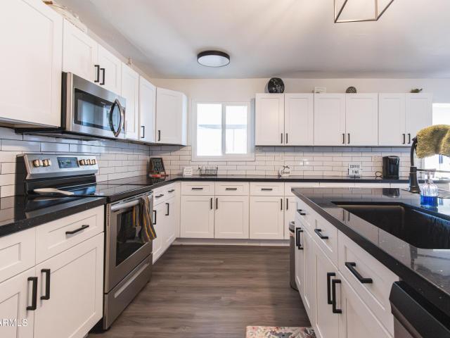 122 E Del Rio Dr, Tempe, AZ 85282 | MLS #7014 | Compass