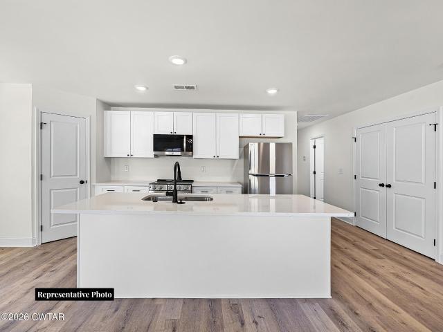 122 E Grand St, Jackson, TN 38301 | MLS #2601 | Compass