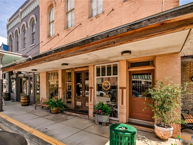 122 E Main St, Cuero, TX 77954 | MLS #580348 | Compass