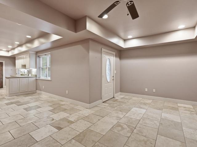 122 E Main Street # B